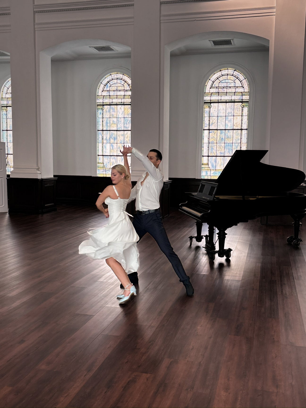 Types of Ballroom Dancing: The Ultimate Guide – LunaSol